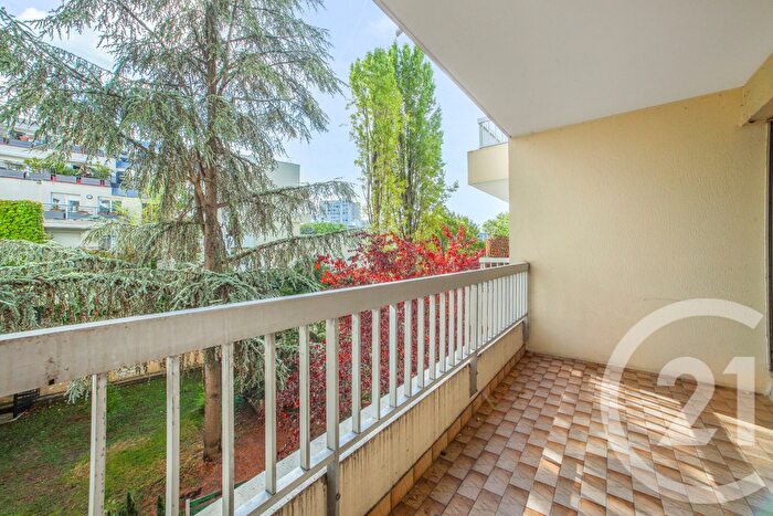 Paris 19ème, Jourdain, Pyrénées : Appartement 3 pièces à vendre