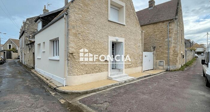 Maison 5 pièces à Bernières-sur-Mer, à vendre