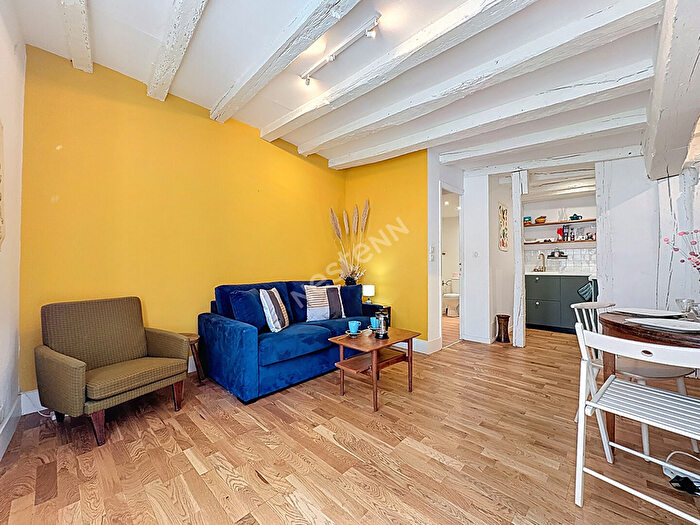 Appartement à vendre - Tours, Centre-ville - 2 pièces - 1 chambre