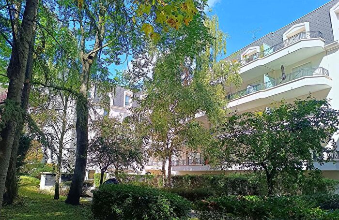 Appartement à vendre - Rosny-sous-Bois, Centre-ville - 4 pièces - 3 chambres