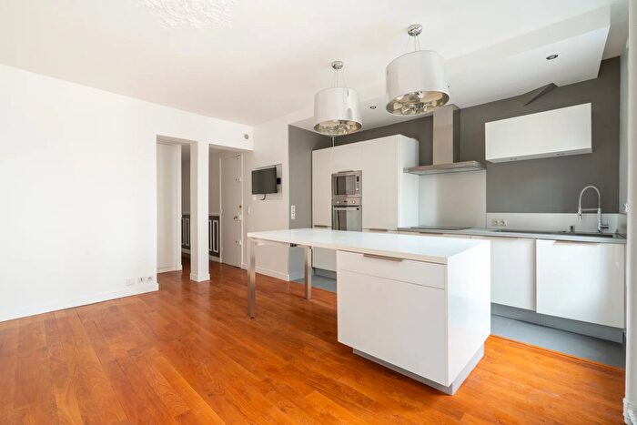 Appartement 2 pièces à vendre - Levallois-Perret, Front de Paris