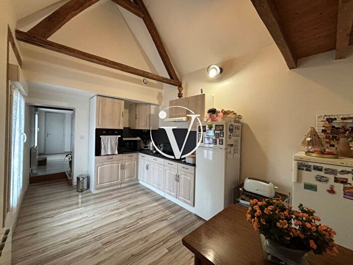 Appartement à louer - Azé - 2 pièces - 1 chambre