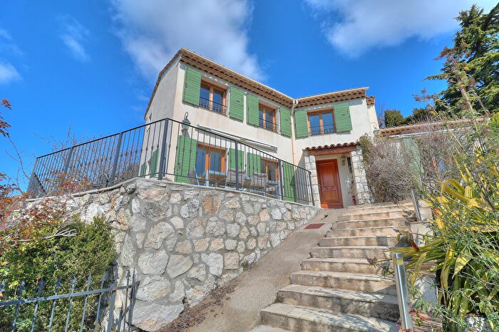 Maison à vendre - Coursegoules - 4 pièces - 3 chambres