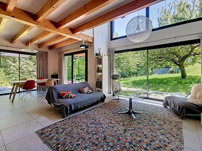 Maison 5 pièces à vendre à Perrignier