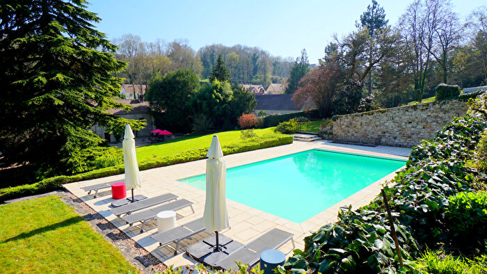 Maison à vendre - Mézières-sur-Seine - 14 pièces - 7 chambres