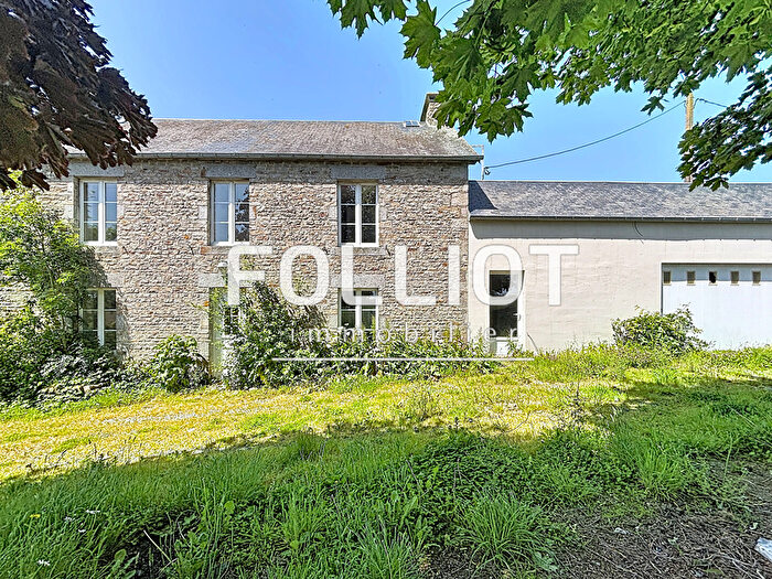 Maison 4 pièces à Montchauvet, à vendre