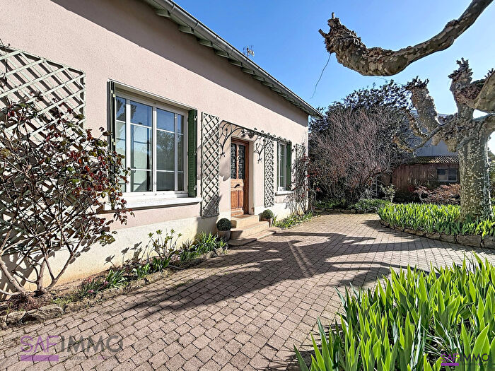 Maison à vendre - Chaponost - 5 pièces - 4 chambres