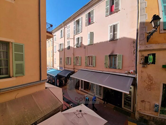 Appartement à vendre - Menton, Hôtel de Ville, Vieille Ville, Musée, Madone, Carnolès - 1 pièce