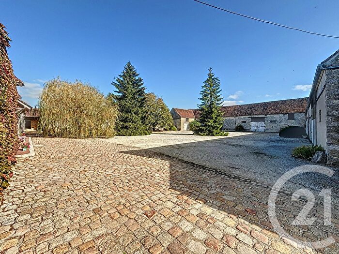 Maison à vendre - Saint-Loup-de-Naud - 6 pièces - 2 chambres