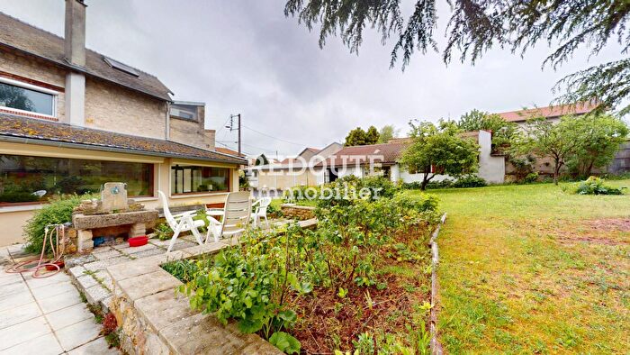 Maison 10 pièces à Warmeriville, à vendre