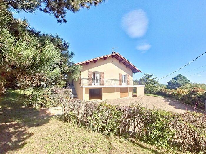 Maison à vendre - Pommiers - 5 pièces - 3 chambres