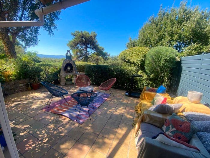 Est, Cogolin : Appartement 1 pièce à louer