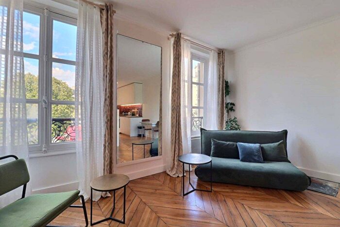 Appartement à louer - Saint Philippe du Roule, Paris ème arrondissement - 1 pièce