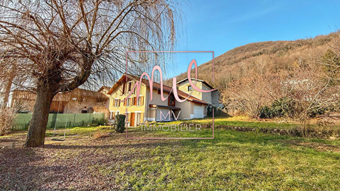 Maison à vendre - Voiron, Faton - 6 pièces - 4 chambres