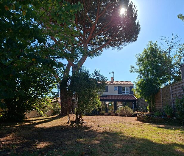 La Chaize-Giraud : Maison 5 pièces à vendre