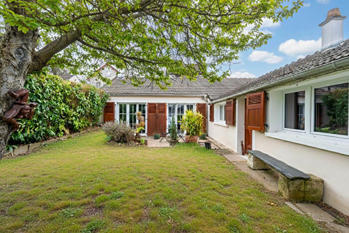 Maison à vendre - Ris-Orangis, Le Village - 4 pièces - 2 chambres