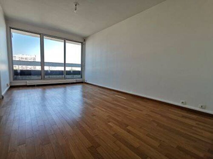 Appartement à louer - Grandes Carrières-Clichy, Paris ème arrondissement - 2 pièces - 1 chambre