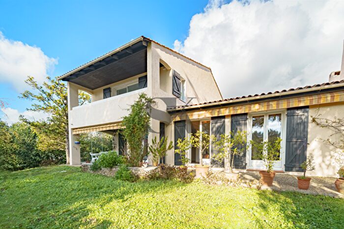 Maison à vendre - Allauch, La Pounche - 7 pièces - 5 chambres