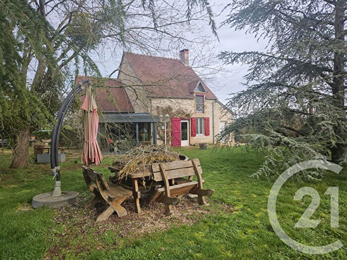 Saligny-le-Vif : Maison 6 pièces à vendre