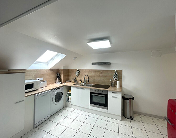 Charleville-Mézières, Gare : Appartement 2 pièces à louer