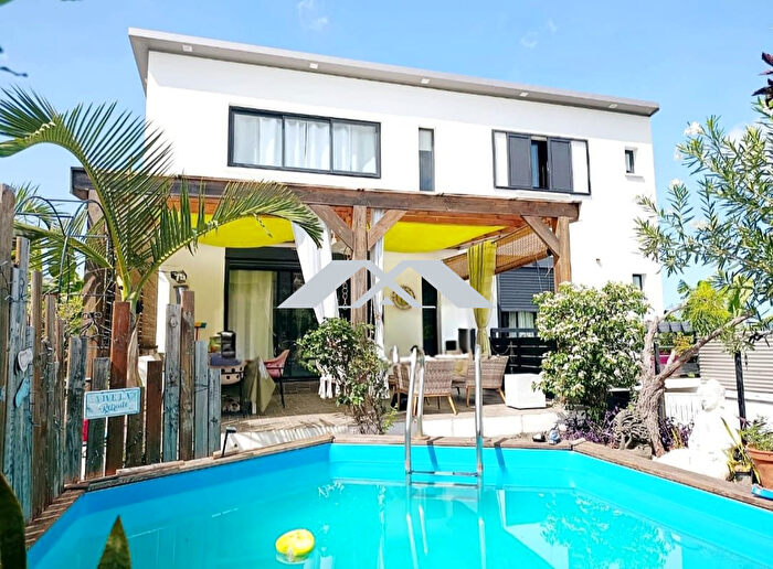 Maison à vendre - Saint-Louis, La Rivière, Ouaki - 4 pièces - 3 chambres