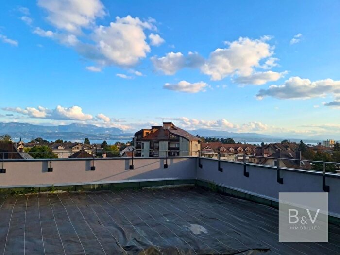 Appartement à vendre - Thonon-les-Bains, Est - 4 pièces - 3 chambres