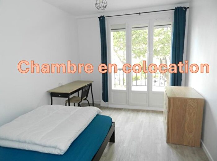 Appartement à louer - Perpignan, Moulin-à-Vent, Vertefeuille - 1 pièce - 1 chambre