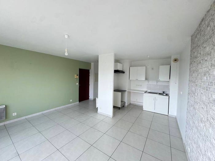 Bois Saint Martin-Yvris-Richardets-Monfort, Noisy-le-Grand : Appartement 3 pièces à louer