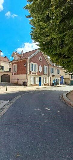 Maison 5 pièces à Bourg-La Feuillaume Nord, La Celle-Saint-Cloud, à louer