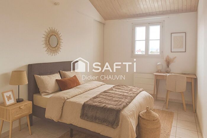 Appartement à vendre - La Rochelle, Port Neuf - 4 pièces - 3 chambres