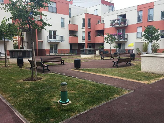 Les Saules, Guyancourt - Appartement 2 pièces à louer