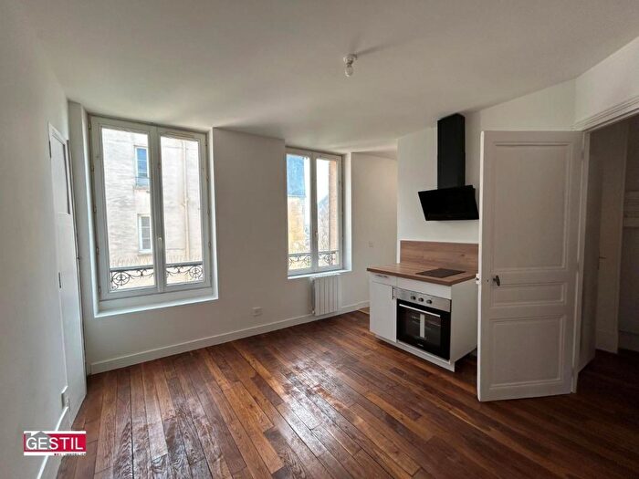 Pontoise, Centre-ville : Appartement 2 pièces à louer