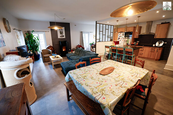 Maison à vendre - Nuits-Saint-Georges - 7 pièces - 5 chambres