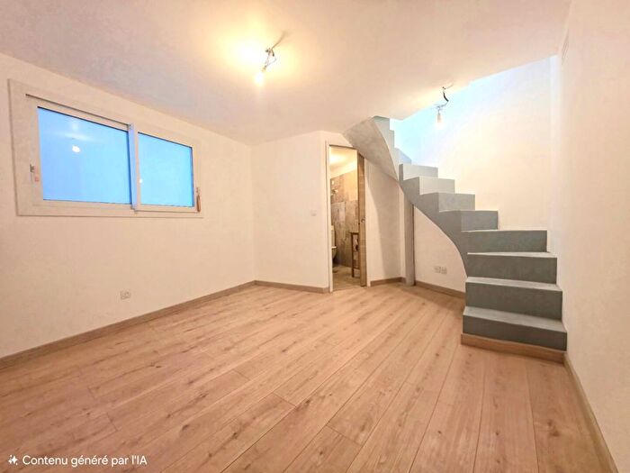 Maison à vendre - Bormes-les-Mimosas, Centre-ville, Le Pin - 2 pièces - 1 chambre