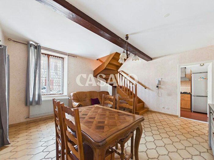 Maison 6 pièces à Tignieu-Jameyzieu, à vendre