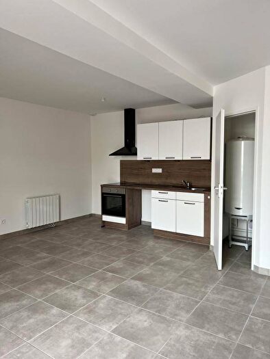 Appartement à louer - Neuville-aux-Bois - 3 pièces - 2 chambres