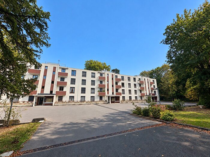 Appartement 1 pièce à Orléans, La Source Université, Parc Floral, à louer