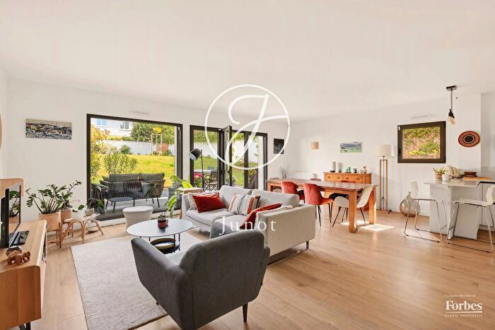 Appartement 5 pièces à vendre - Rueil-Malmaison, Coteaux