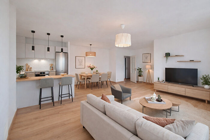 Appartement à vendre - Issy-les-Moulineaux, Les Epinettes, Le Fort, Les Hauts dIssy - 3 pièces - 2 chambres