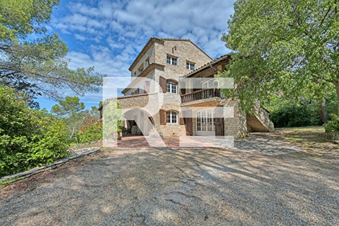 Maison 7 pièces à Nîmes, Terres de Rouvière, L'Eau Bouillie, à vendre
