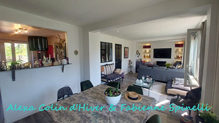 Maison 7 pièces à vendre à Pommiers