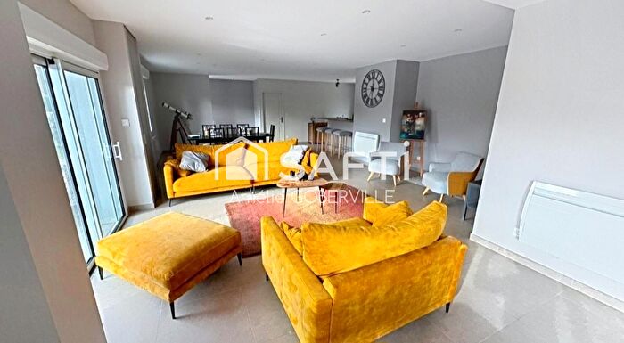 Maison à vendre - Belin-Béliet - 7 pièces - 6 chambres