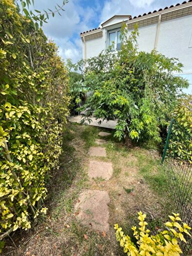 Appartement à louer - Mérignac - 5 pièces - 4 chambres