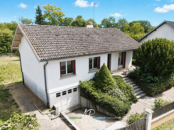 Maison 4 pièces à vendre à Lux