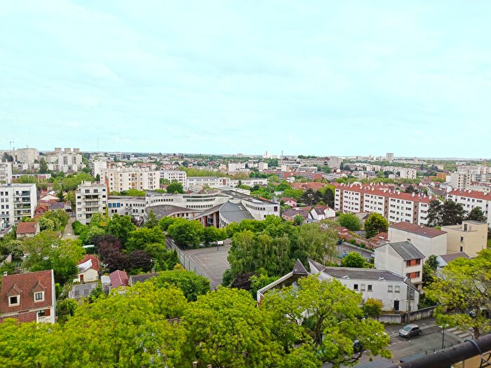 Appartement 4 pièces à vendre à Montreuil, Ramenas, Léo Lagrange