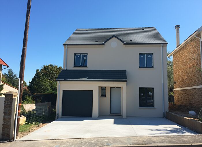 Maison à vendre - Coutevroult - 7 pièces - 4 chambres