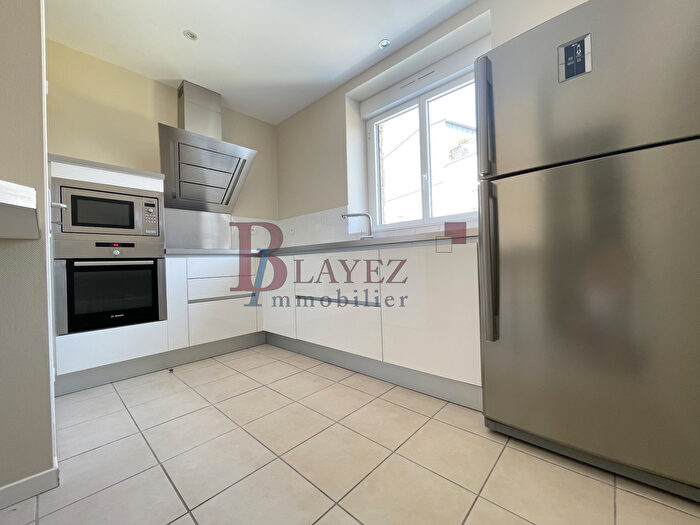 Appartement 3 pièces à Brive-la-Gaillarde, Centre-ville, Pont Cardinal, Champanatier, à louer