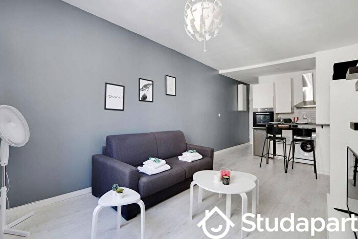 Saint Merri, Paris 4ème arrondissement : Appartement 1 pièce à louer