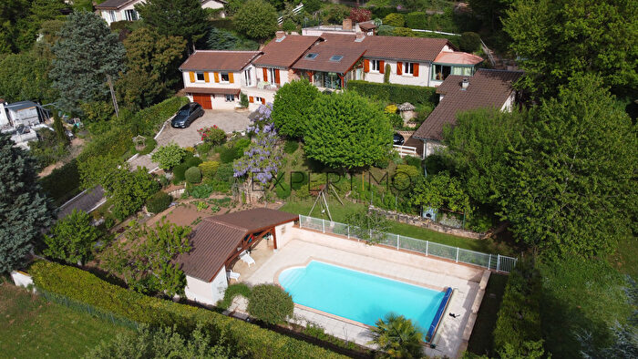Maison 7 pièces à vendre à Charbonnières
