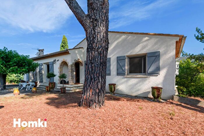 Maison 5 pièces à Moulès-et-Baucels, à vendre